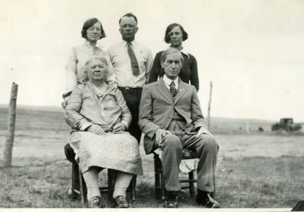 Mary Herron & Henry Lee (HL) Rayner – Ultima Thules